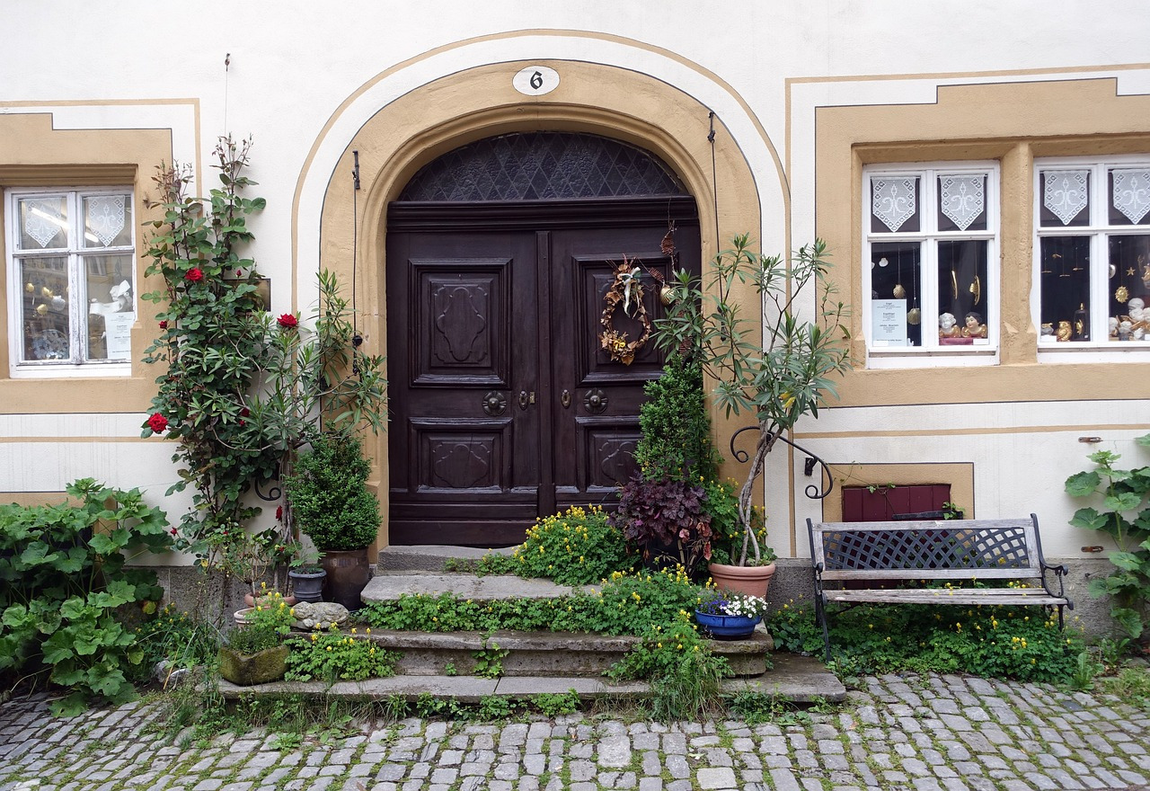 Quels critères pour choisir une porte d’entrée design
